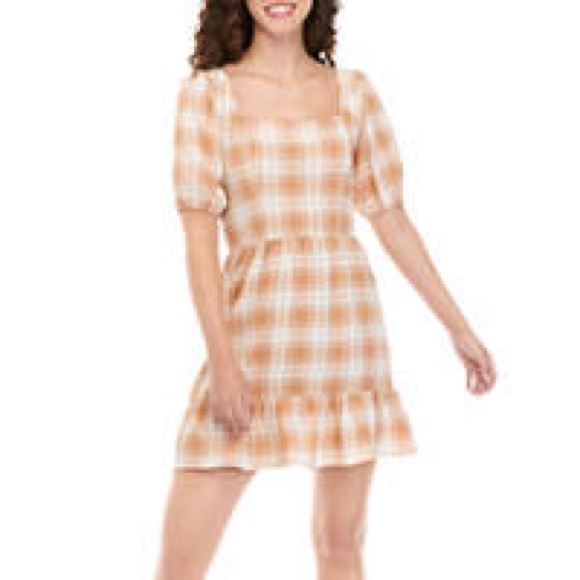 BeBop | Dresses | Nwt Bebop Joniors Puff Sleeve Plaid Smocked Dress ...